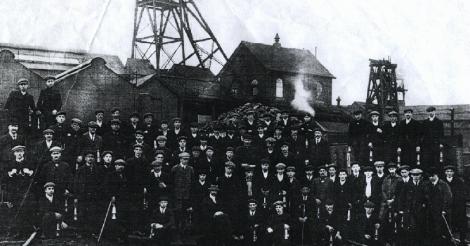 Grimethorpe village walk: near Barnsley, Doncaster and Wakefield, South ...