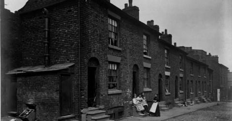 Victorian Manchester city walk