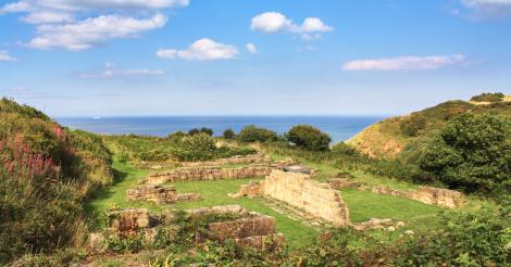 Ravenscar coastal walk: North York Moors National Park