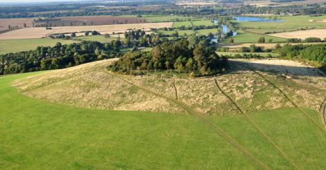 Wittenham Clumps walk; Oxfordshire's unique 'twin peaks'